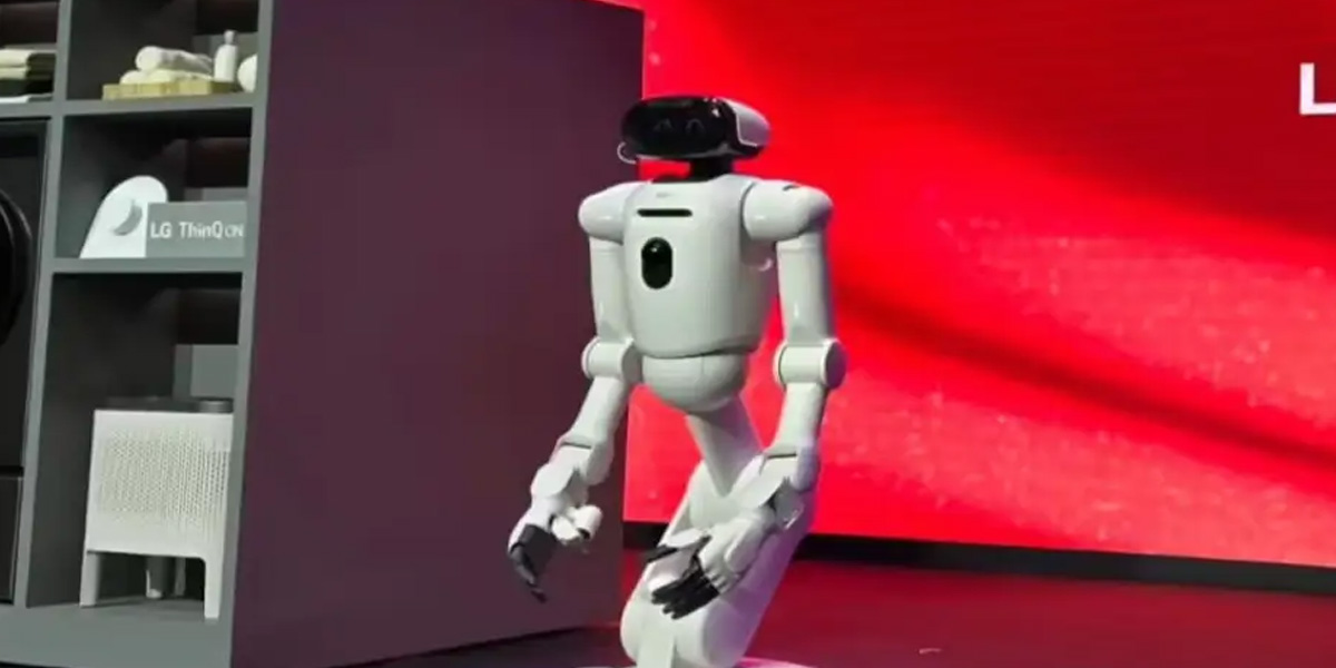 Presentan robot con manos humanas